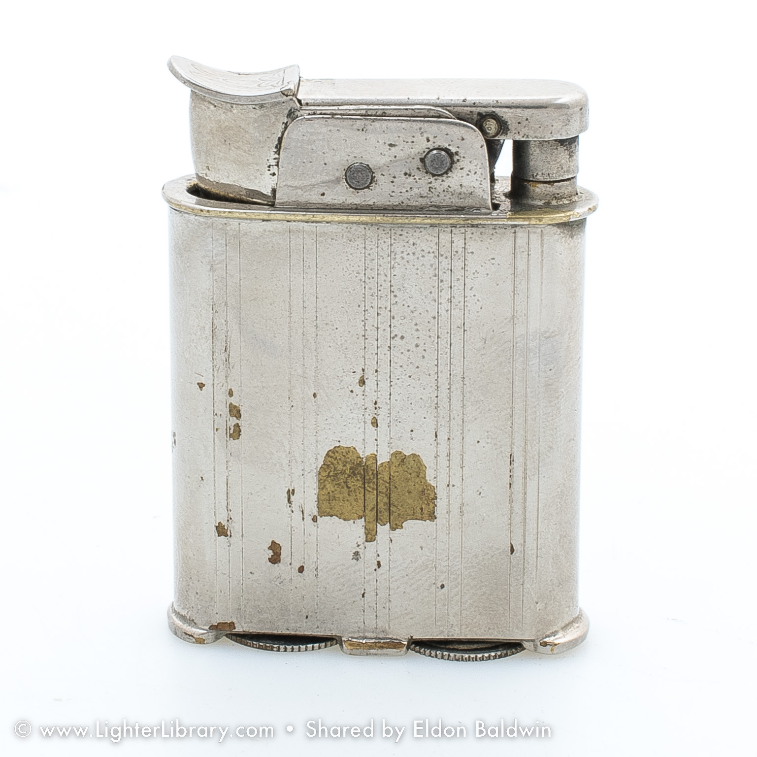 Henry Lederer & Bros., Inc. - De Luxe Golden Wheel Lighter